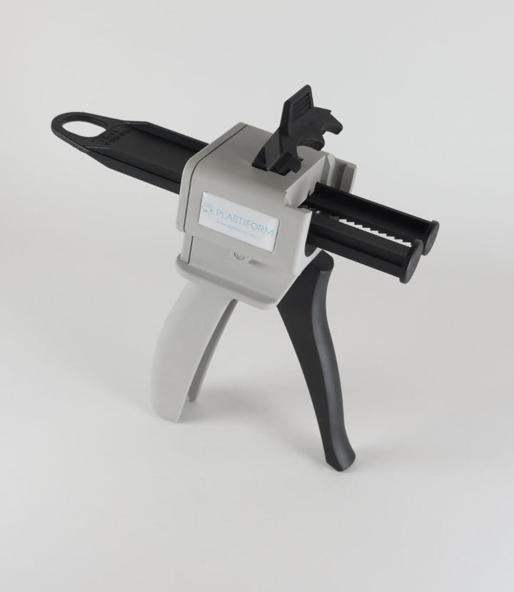 AC-001 - Manual Dispensing Gun DM-50 for 50ml Cartridges — DM Metrology